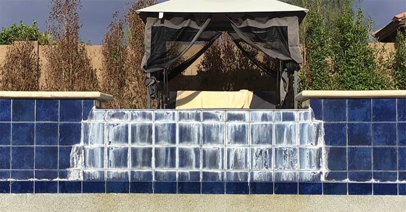 Signs It’s Time to Clean Your Pool Tile